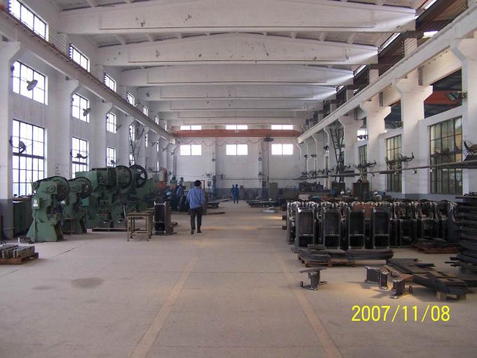 Suit Vertical press Dress Pressing Machine Automatic Touch Screen PLC ...